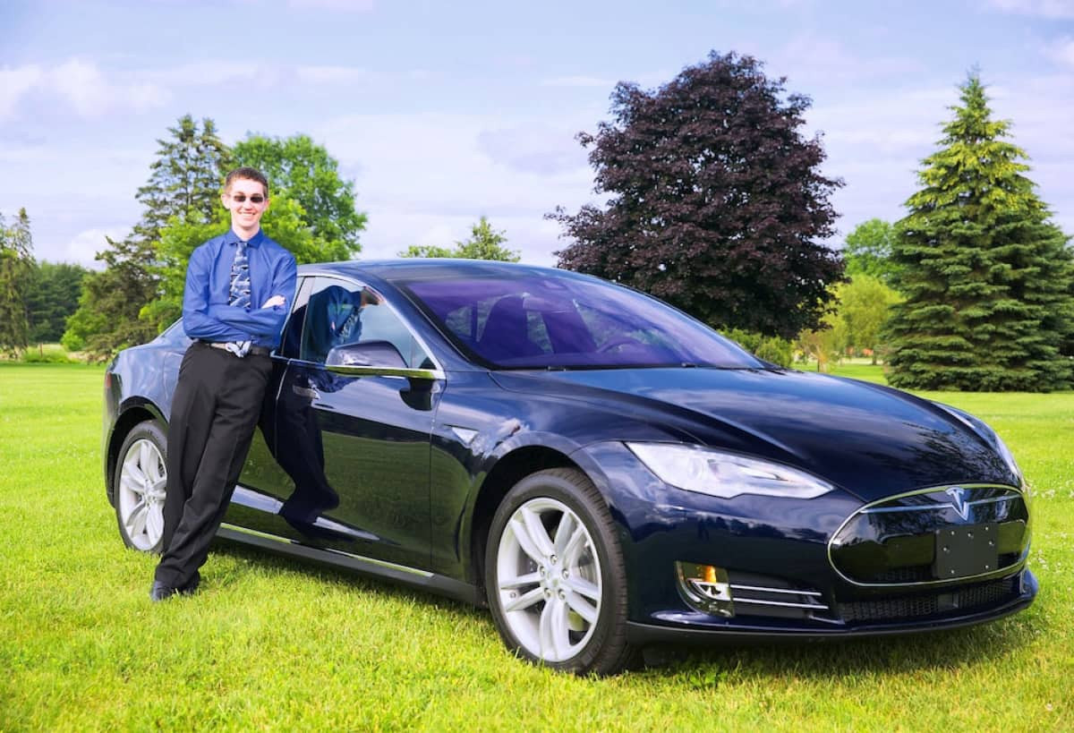 Dream comes true for 17 year old Tesla investor | Tesla